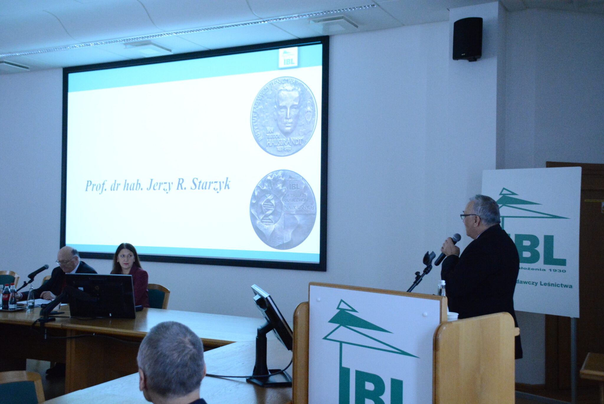» Pan prof. dr hab. Jerzy Starzyk laureatem Medalu im. Jana Teodora ...
